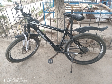 Velosiped sotiladi