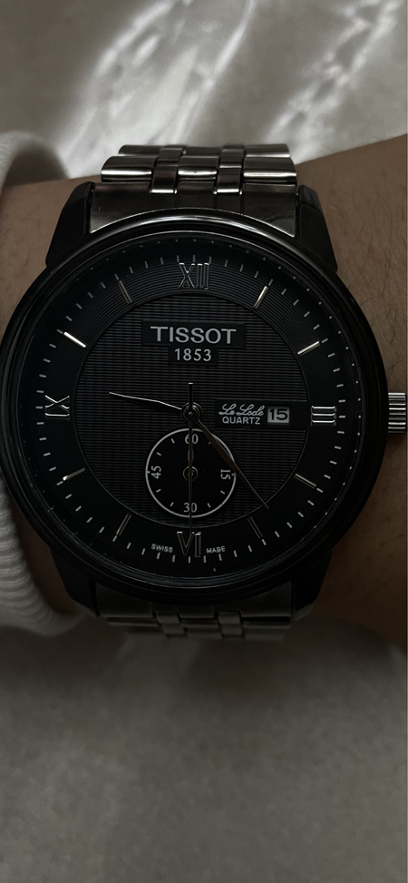 Tissot soat holati yaxshi 2 oy ishlatilgan