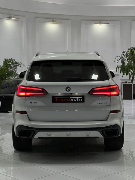 BMW X5 40i xDrive