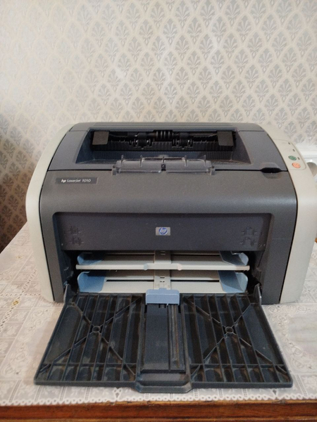 Принтер HP laserjet 1010