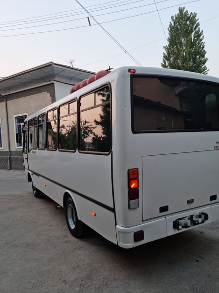 ISUZU HC.40 2016