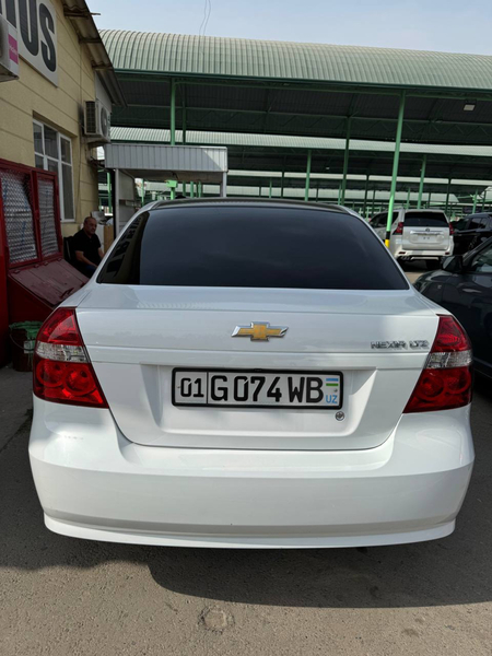 Chevrolet Nexia 3 Avtomat 2022 yil Navarot