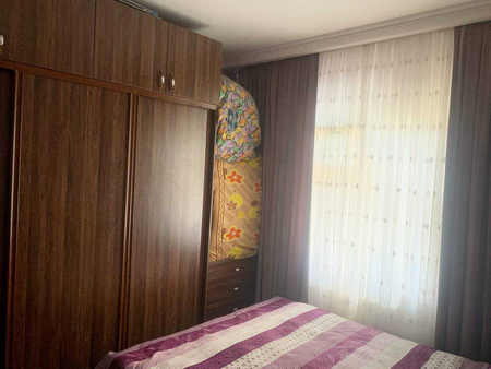 продаётся своя 5 ком квартира,127 кв2-метро 700 метров + 2 парковки