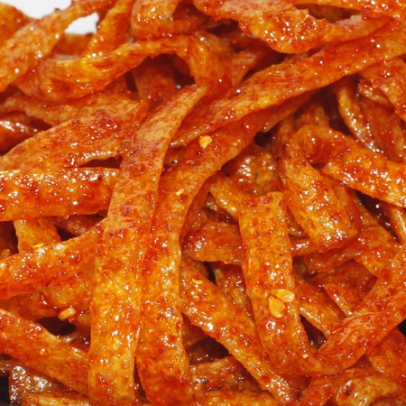 Остро-сладкая закуска из соевого мяса к пиву и просто на перекус