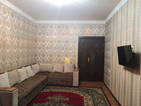Квартира на Кушбеги  2/1/5 с мебелью техникой ремонт хороший