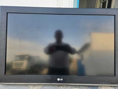 Televizor  LG 32  monitor