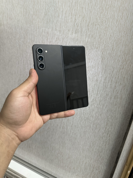Galaxy z fold 5 12/ 256 gb Vietnam Dual sim