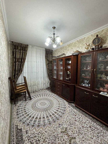 Продается 5-ком. квартира на Генерала Петрова