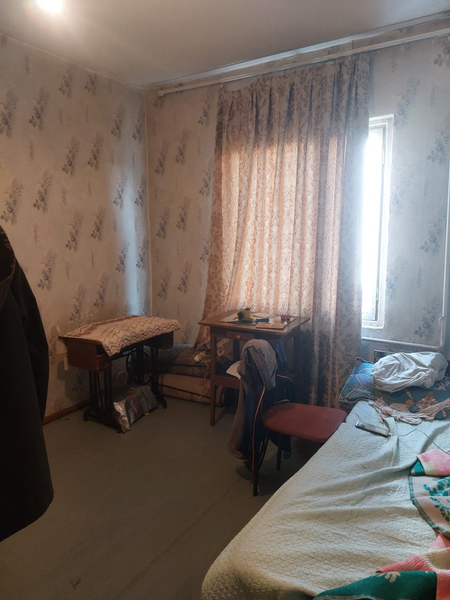 Продаётся квартира Сергели 8а 4/8/9 95 кв.м. дехкан базар