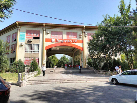 Toshkent shahrida 3 qavatli kompleks binosi sotilmoqda.