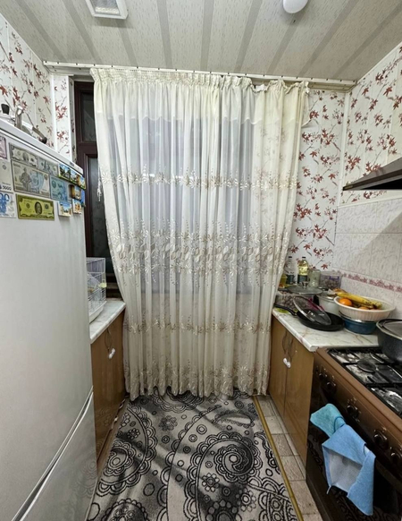 Ттз 2  Диадора Продается квартира 3/4/4 балкон 1.5х6