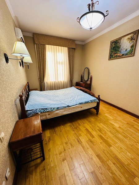 ПРОДАЁТСЯ 4 / 4 / 4 …168 кв