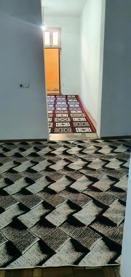 Noturar Podval Sotiladi