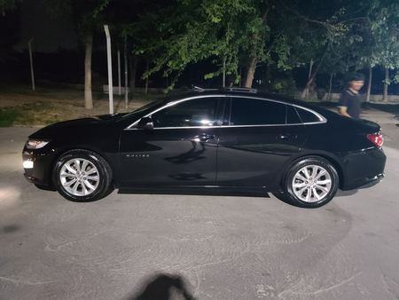 Срочно продается Malibu 2 premier!