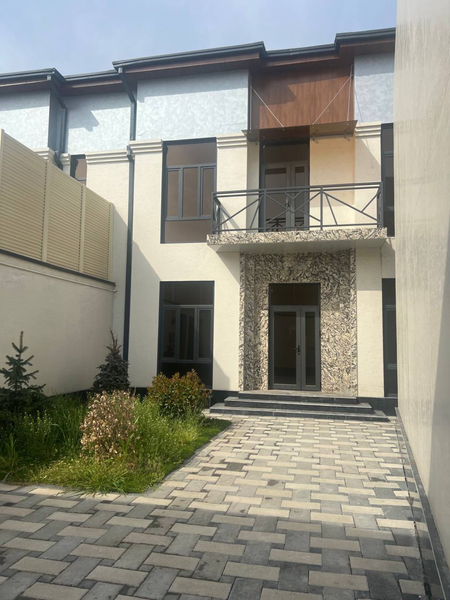 Срочно продается коттедж корассу ул. амира Темура