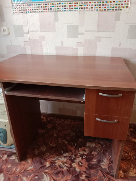 Рабочий стол для компьютера