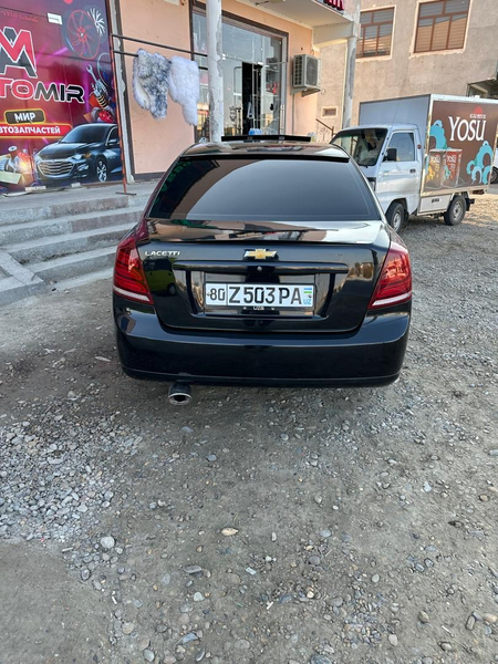 Lacetti 1,6 2012