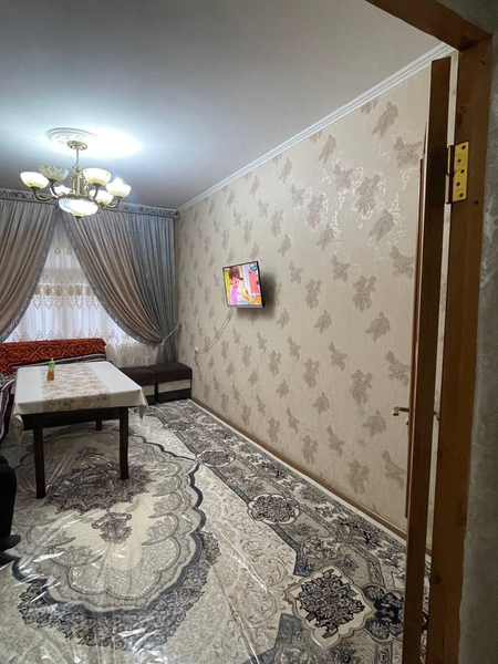 Куйлик массив 4 атрофида хамма нарса бор узимизни уй маклермас