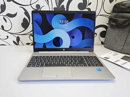 ПРОДАМ HP 250G8 Ноутбук Core™i3 11-ПОКОЛЕНИЯ/8GB/512GB-SSD/15.6