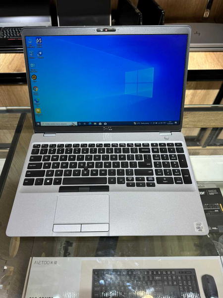 DELL Precision Intel Core i7-10875H озу16гб 256ssd Nvidio Quadro P620