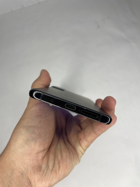 Samsung s21 plus  8/256Gb  dastafka bor