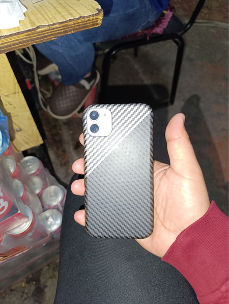 Iphone 11 sotilad srochniy