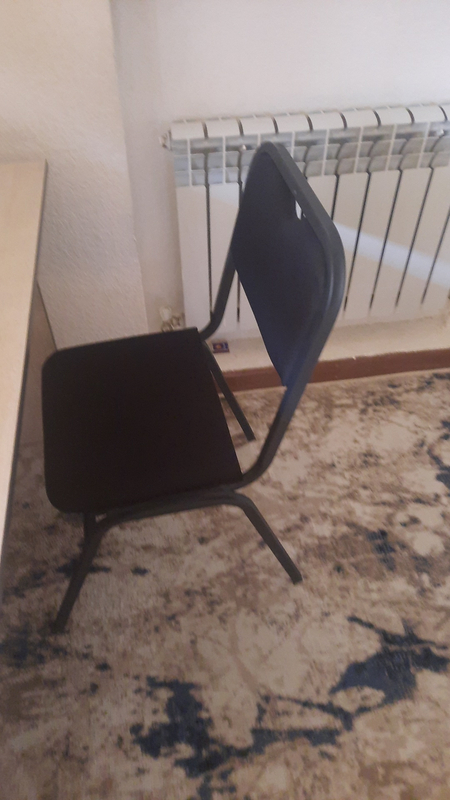 Ofis yoki òquv markaz uchun mebellar sotiladi