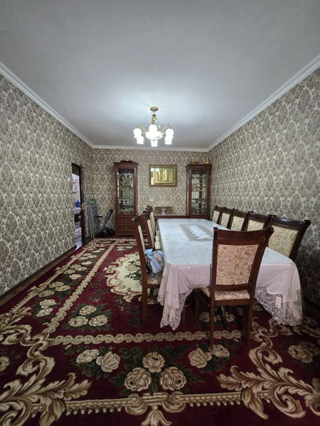 Продается 5 комнатная квартира площадью 98 кв.м. В Согдиане ор. Мечеть