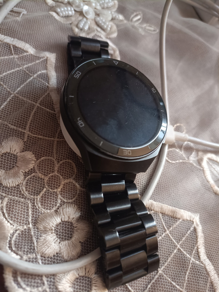 Huawei smart WATCH GT 2 и недели 2 без подзарядки как новый
