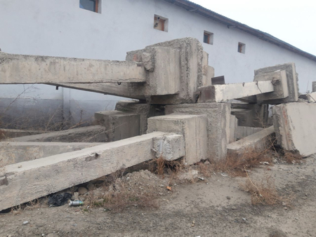 Бу бетон балка калонга барчаси бор