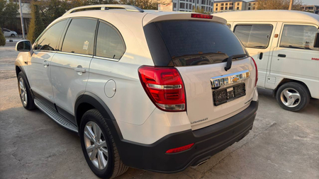 Chevrolet Captiva 4