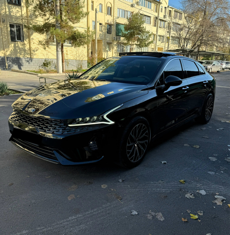 Kia K5 Luxe+ 2021 Черная с панорамой
