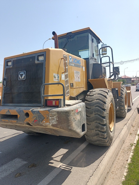 XCMG 3kublik pagurchik sotiladi. narxi 45.000