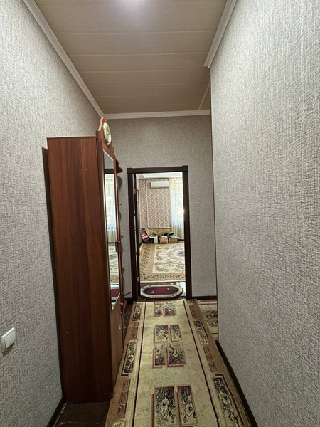 Продается 2 ком, 2 этаж - Чирчик