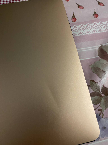 Macbook air Gold