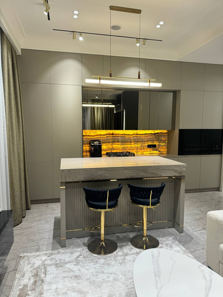 Сдаётся ЖК.SkyLine 3 комн.Авторский ремонт.