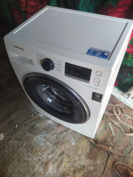 Sotiladi 8kg Samsung