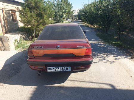 Daewoo Espero 1996 yil