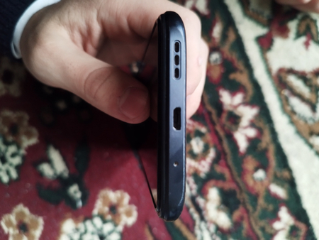 Redmi 9A 4+1/64.