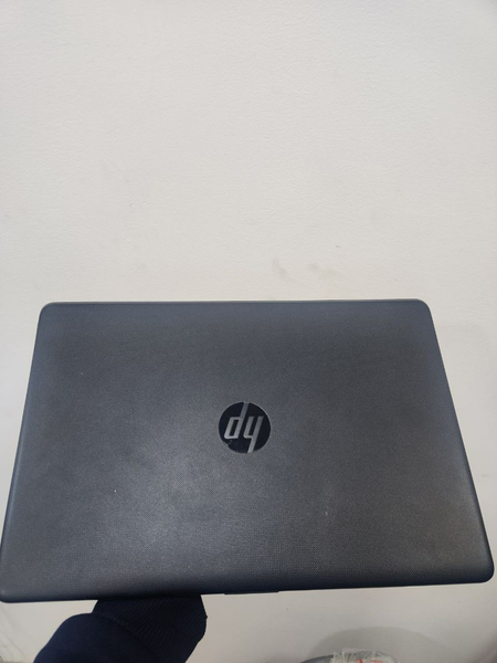 HP I3-5005U / ozy 4Gb /hdd 240