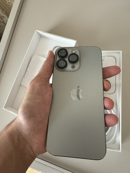 iPhone 15 pro max 100% batareya ideal , Natural titanium