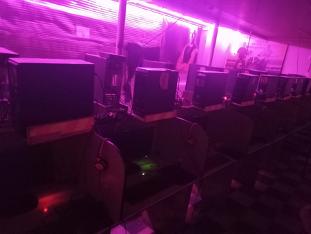 Kompyuterlar sotiladi 26 ta kamplekt