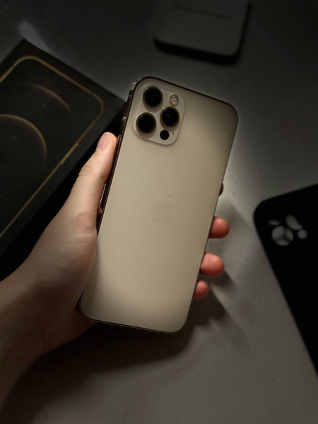 iPhone 12 Pro срочно