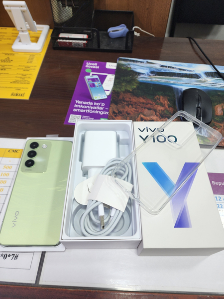 Vivo y 100 srochna sotiladi