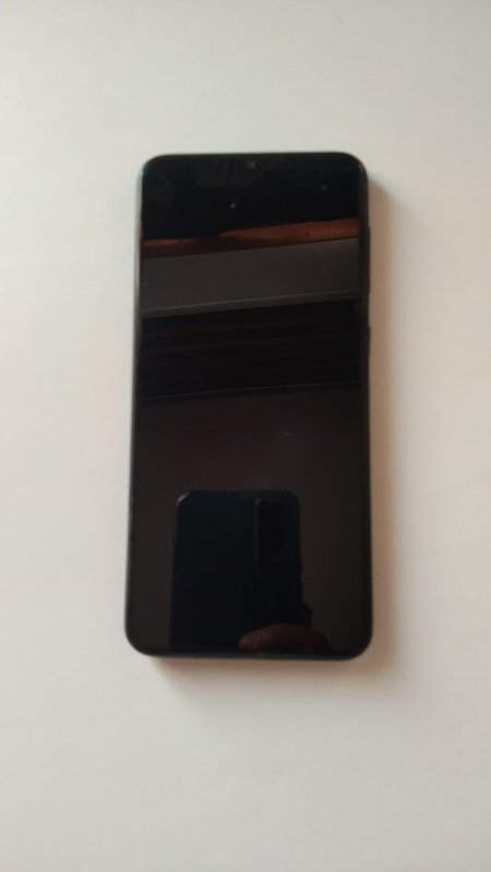 Samsung S20 4/64Gb