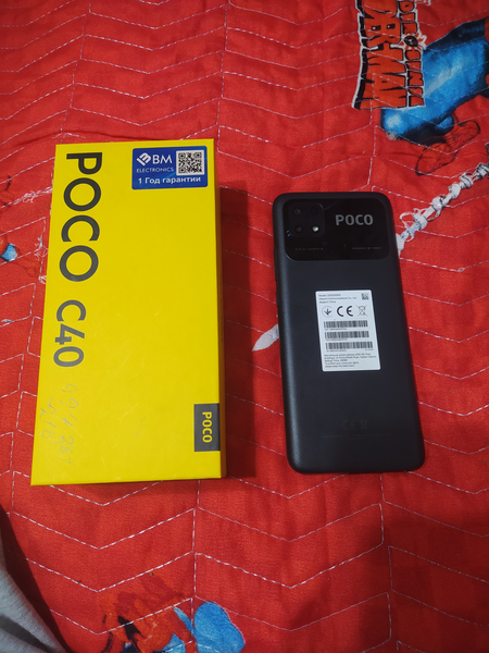Продоётся poco c40