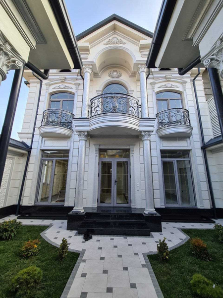 Отличное строение высочайшего Дома в Ц.Луначарского