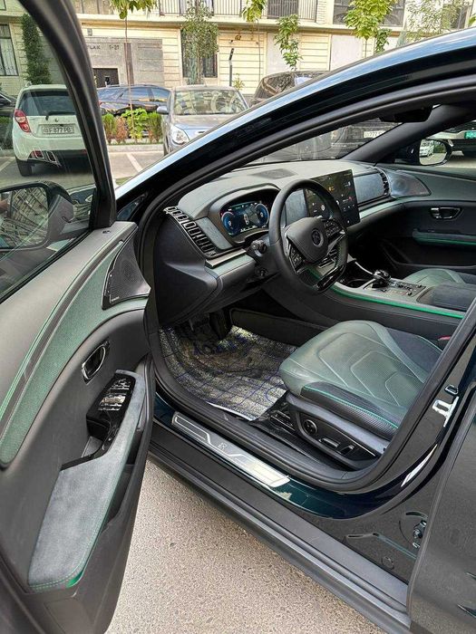 В продаже ! Автомобиль   BYD HAN Limited Edition