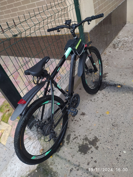 Velosiped R26 srochni sotiladi holati a\\\'lo  narxi 800ming