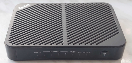 Продам роутер ZyXEL P660HN